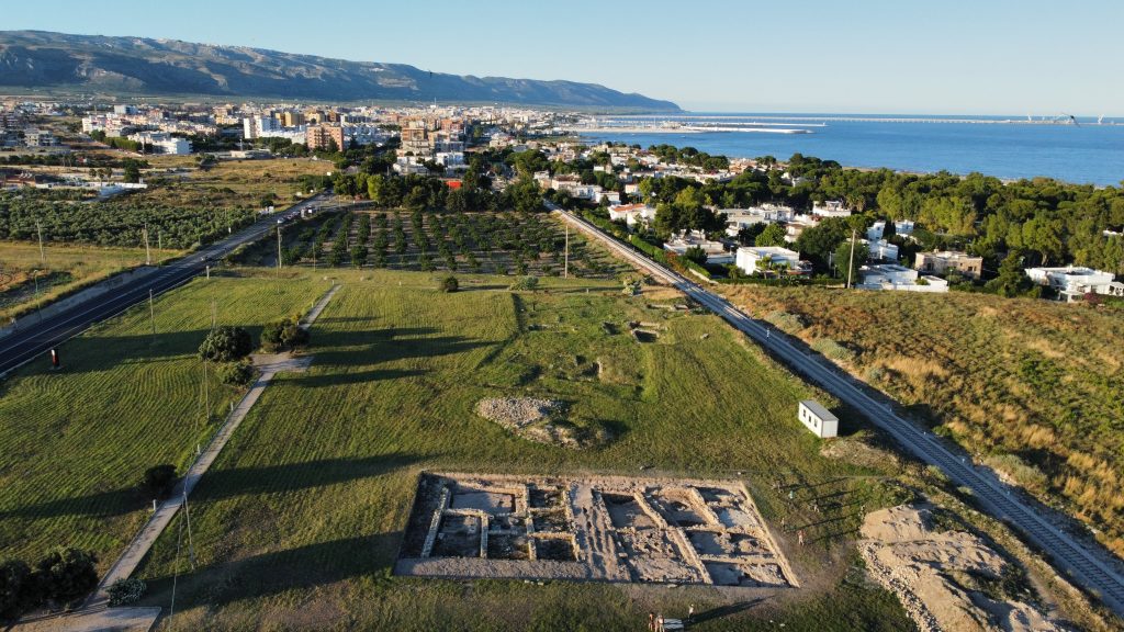 Excavating Sipontum - Archaeological Fieldwork Opportunities Bulletin ...